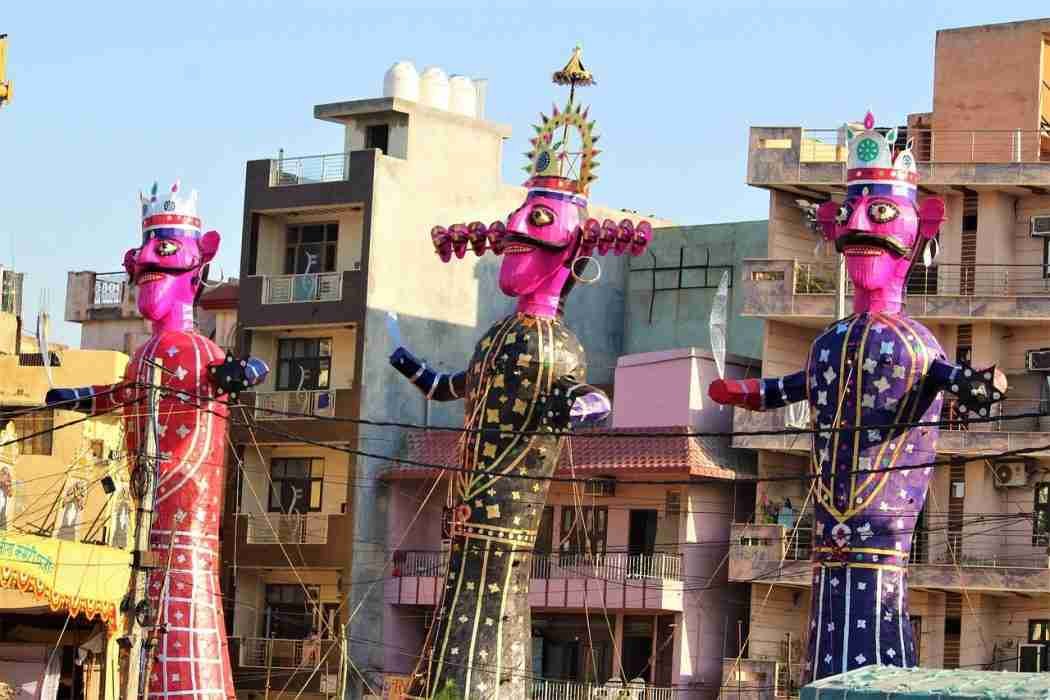 Read this Navratri Garba Guide before visiting Gujarat - travelseewrite